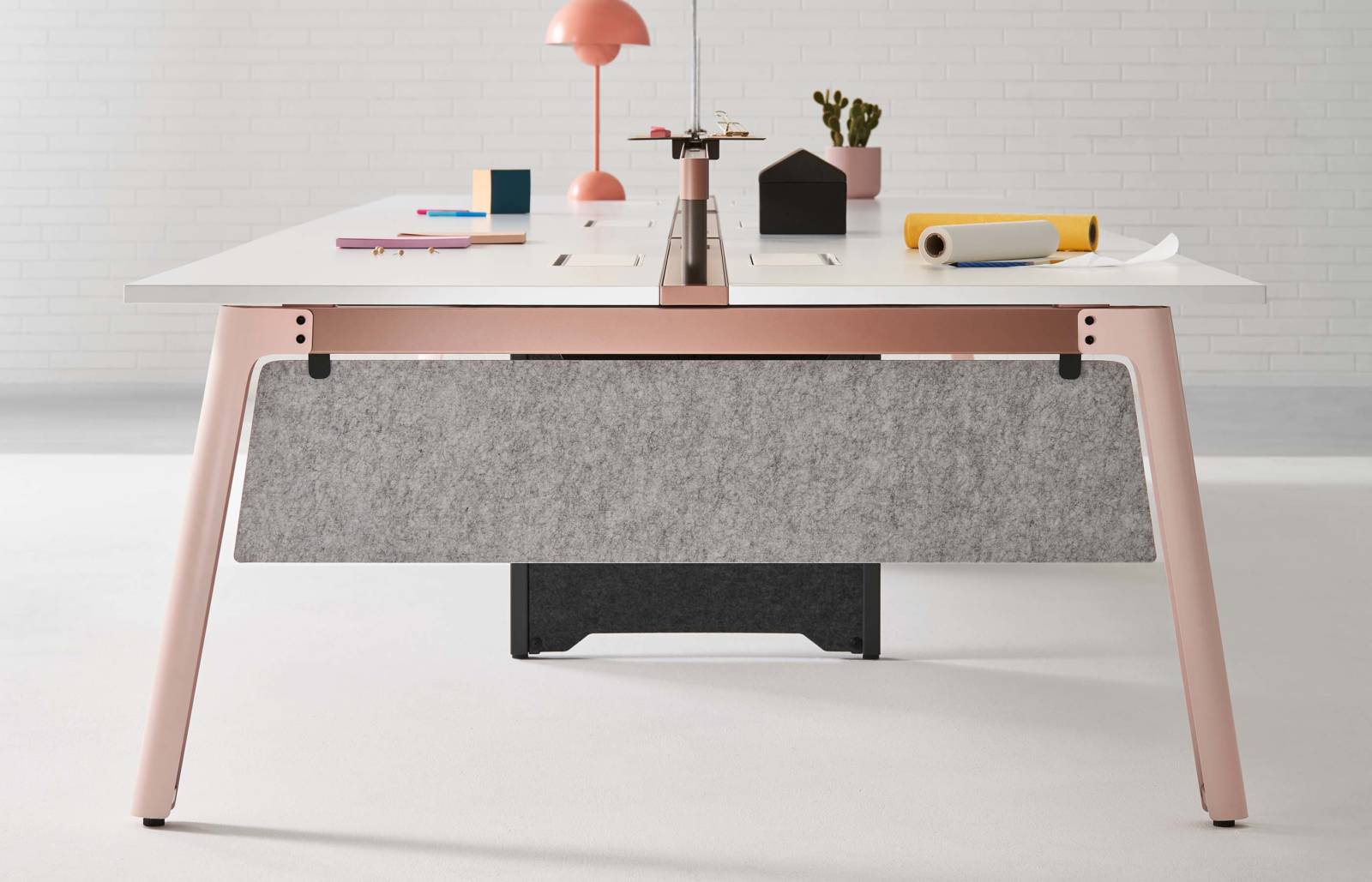 LexCo Workstation | Kada