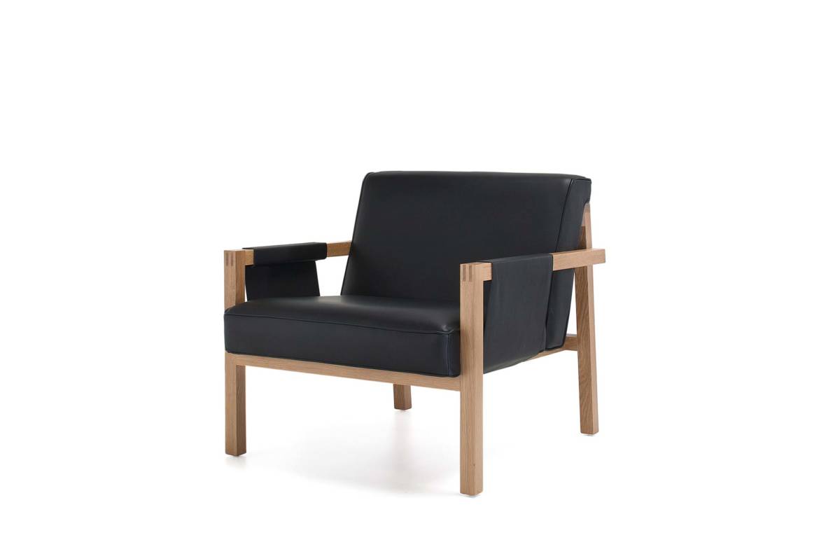 Toro Badjo Seating - Kada